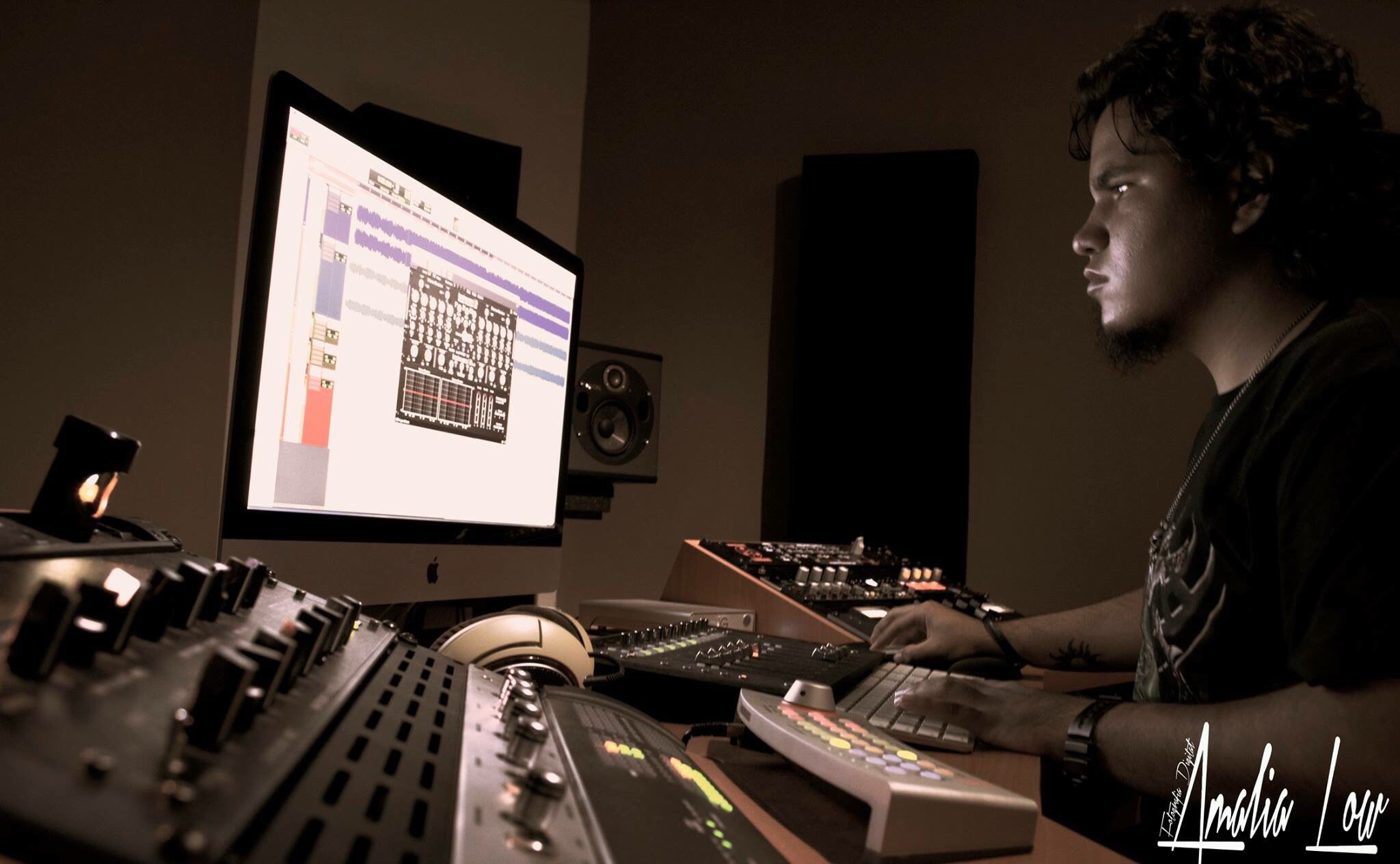 Academia Audioplace - Ingeniería de Sonido - Producción Musical